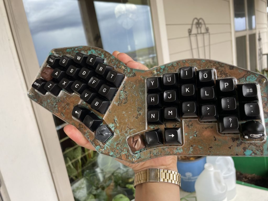 faux fox keyboard acrylic case - fingerpunch