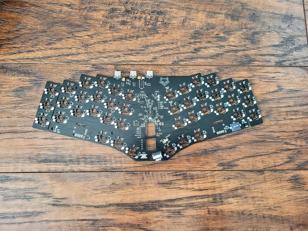 faux fox keyboard (ffkb) v4 - fingerpunch